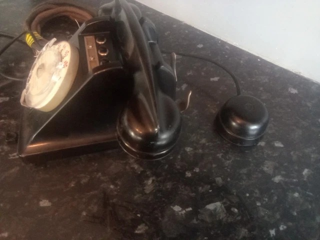 VINTAGE BLACK BAKELITE Rotary Dial P T T French Telephone DAMAGED £17. ...