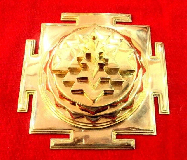 SHREE YANTRA MAHA Meru Sri Chakra For Vastu Correction in Home ...
