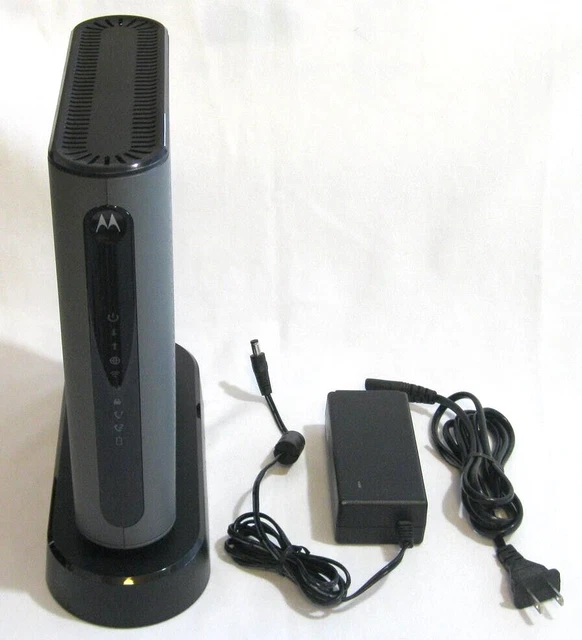 MOTOROLA MT7711 24X8 Cable Modem and AC1900 Dual Band Wi-Fi Gigabit ...