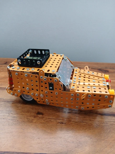 ONLY FOOLS AND Horses Robin Reliant Completed Metal Construction Kit £0 ...