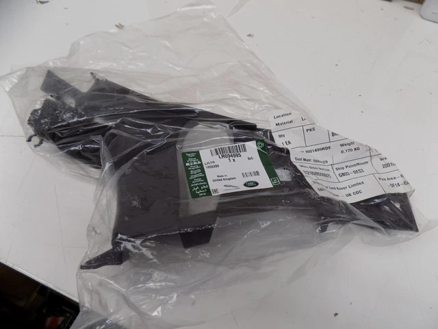 GENUINE RANGE ROVER Velar Offside Front Bumper Mount Bracket LR094995 £ ...