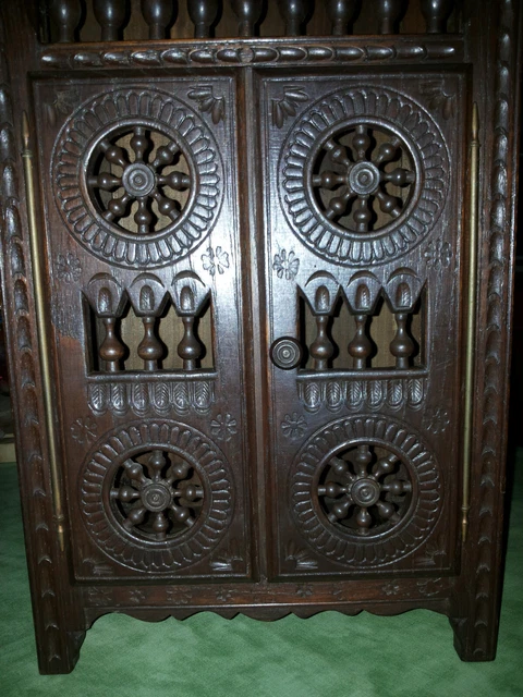 ARMOIRE G.M. ANCIEN MEUBLE BRETON MINIATURE pour poupées miniatures EUR 85,00 - PicClick FR
