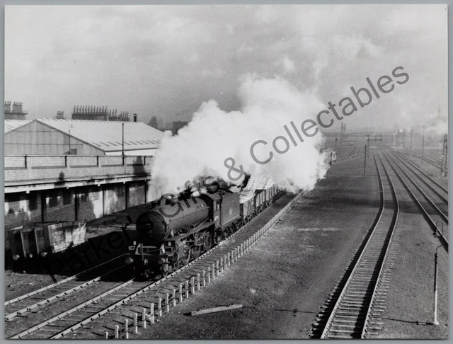 BR STEAM TRAIN Locomotive No 61189 Near Albert Dock 1962 British ...