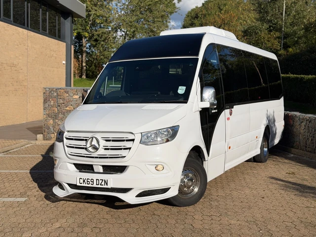 2019 MERCEDES BENZ Sprinter Coach 16 Seater Minibus Vip Evm Ilesbus £ ...