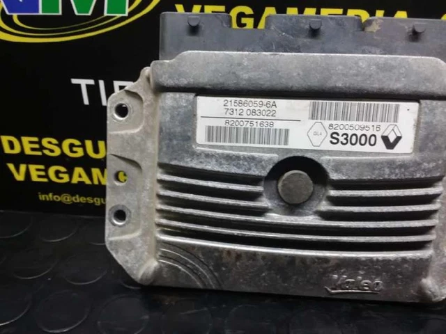 8200751638 BOÎTIER MOTEUR Uce pour RENAULT MEGANE II BERLINA 3P Emotion 500702 EUR 121,64 ...