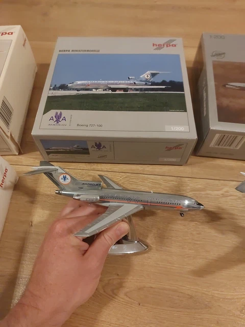 HERPA WINGS 1:200 American Airlines Boeing 727-100 Flugzeugmodell Modellflugzeug EUR 56,00 ...