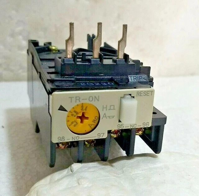Industrial Circuit Protection Thermal Overload Relay TRON/3 TK-E02 TR-5 ...