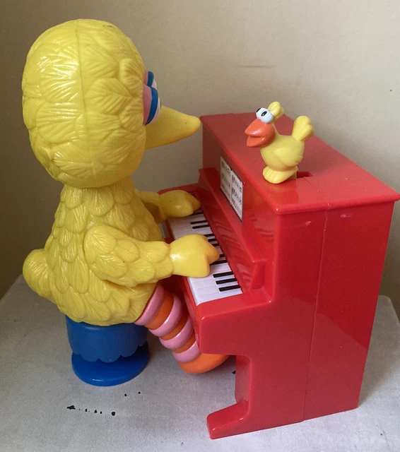 SESAME STREET BIG Bird on Piano Musical Box Wind up - Illco - Vintage £ ...