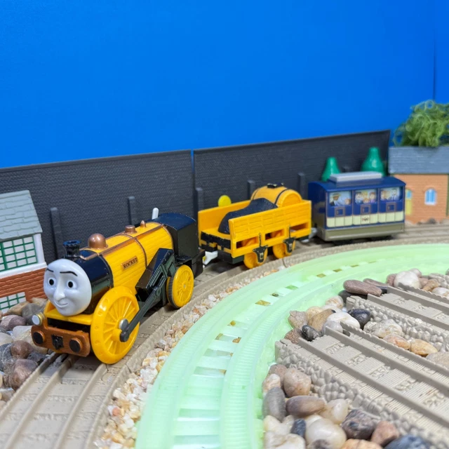 THOMAS & FRIENDS Trackmaster Stephen Train Engine Motorized + Coach EUR ...