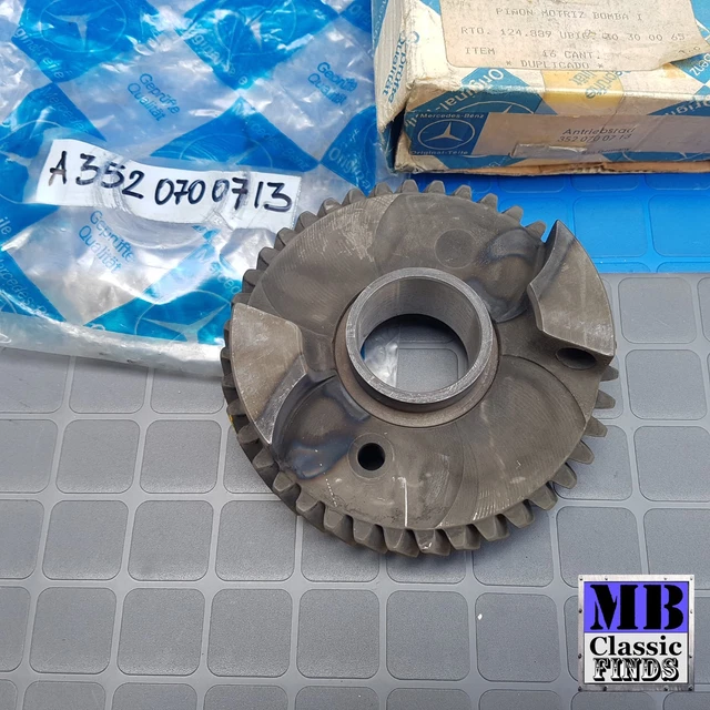 MERCEDES BENZ OM352 Unimog truck diesel injection pump drive gear ...
