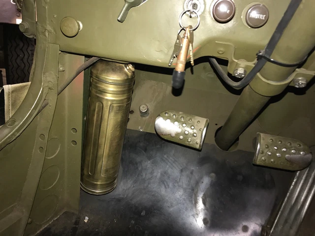 WW2 WILLYS JEEP US Army : Feuerlöscher Pyrene EUR 52,00 - PicClick DE