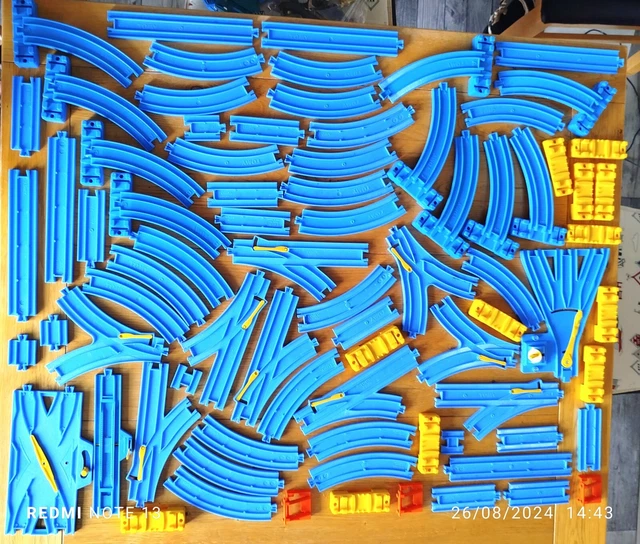 TOMY TRACKMASTER Plarail Thomas & Friends Blue Track Bundle X 75 £15.00 ...