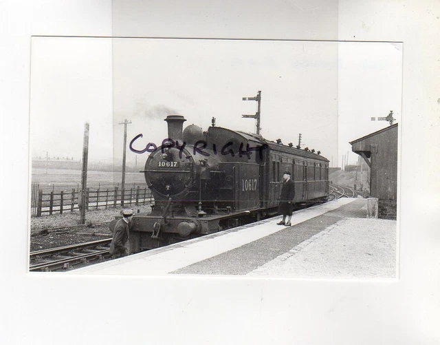 RAIL PHOTO LMS LYR Steam railmotor 10617 Horwich station Lancashire ...