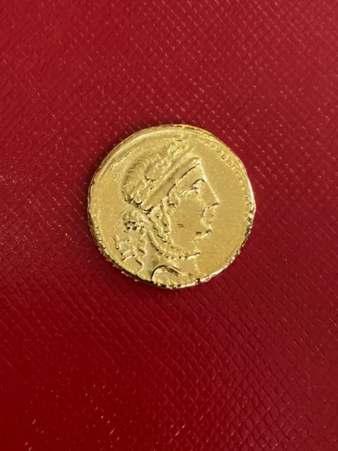 RARE JULIUS CAESAR Gold Aureus Coin struck C. 48 47 BC Gallic Trophy of ...