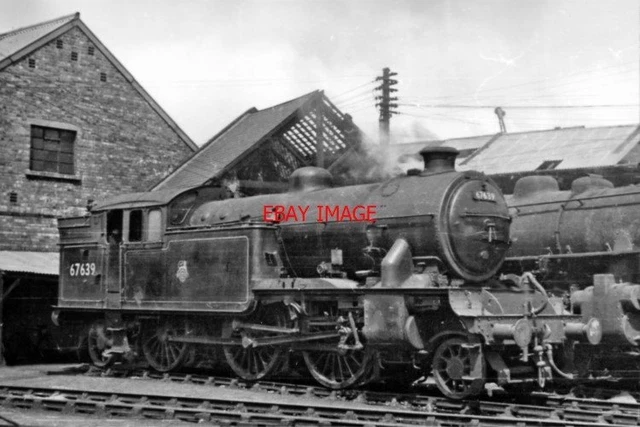 PHOTO LNER Gresley V1 67639 At Middlesbrough Loco Depot 1954 £2.90 ...