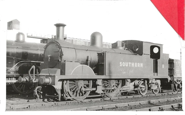 SOUTHERN RAILWAY - T1 Class 0-4-4T No. 8 - Vintage Image - # L2495 £1. ...