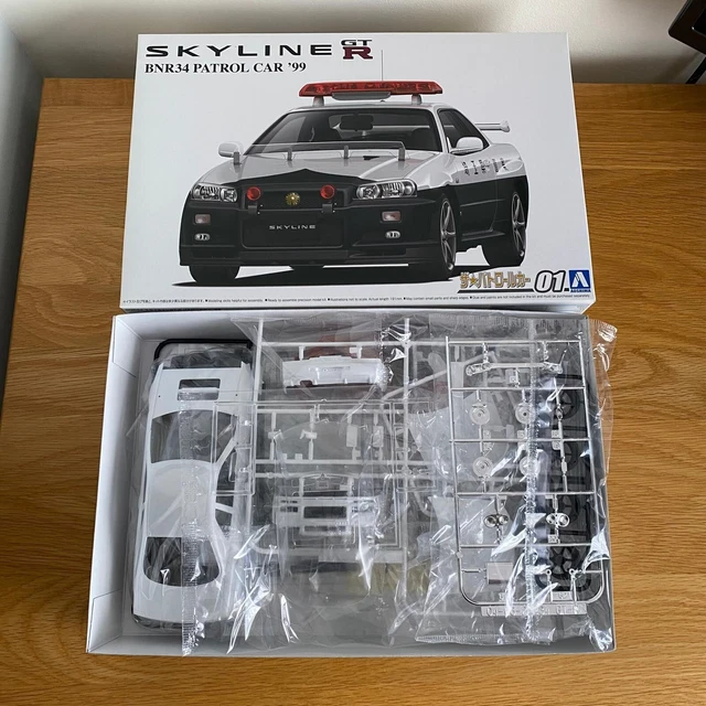 1:24 SCALE AOSHIMA Nissan BNR34 Skyline GT-R Patrol Car ’99 Model Kit ...