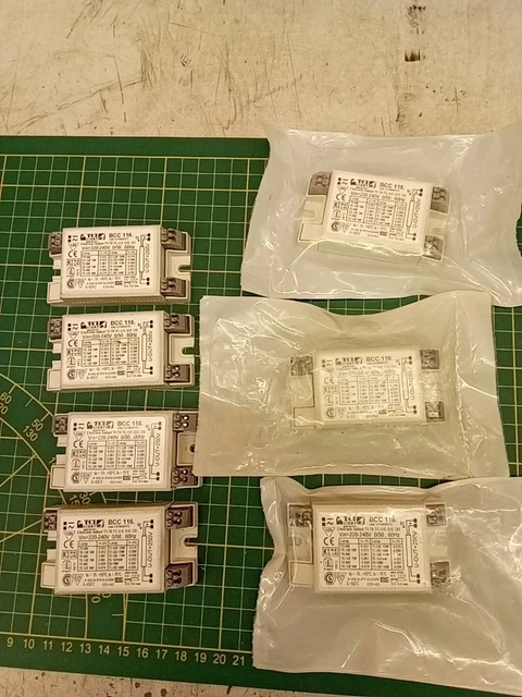 LOT DE 7 Mini ballast BCC 116 pour socket G24q-1/2G7/G5 T5 T8 EUR 49,00 ...