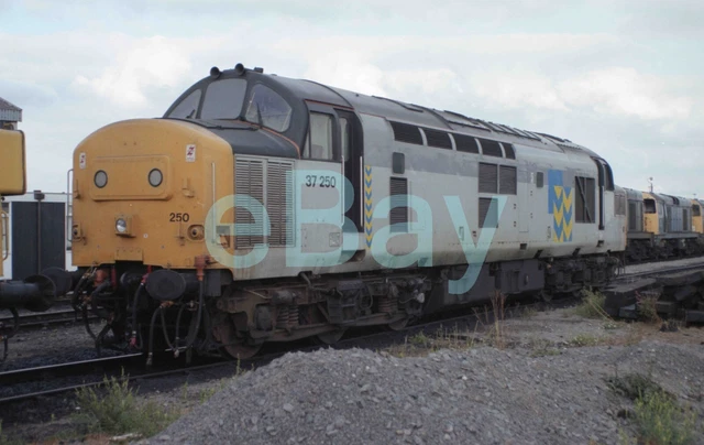 35MM RAILWAY NEGATIVE of Class 37 37250 @ Frodingham Copyright to Buyer ...