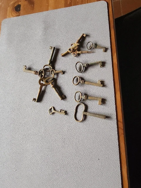 ALTE BARTSCHLÜSSEL Schlüssel Landhaus Nostalgie Gartendeko 453A EUR 29,00 - PicClick DE