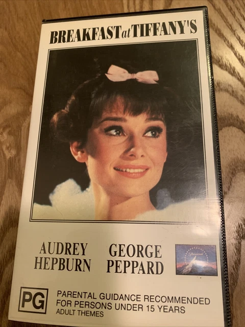 BREAKFAST AT TIFFANYS Classic Movie VHS Video Tape Audrey Hepburn ...