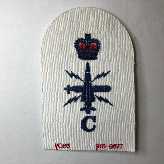 ROYAL NAVY COMMS Information systems Badge Patch Crown Embroidered £9. ...