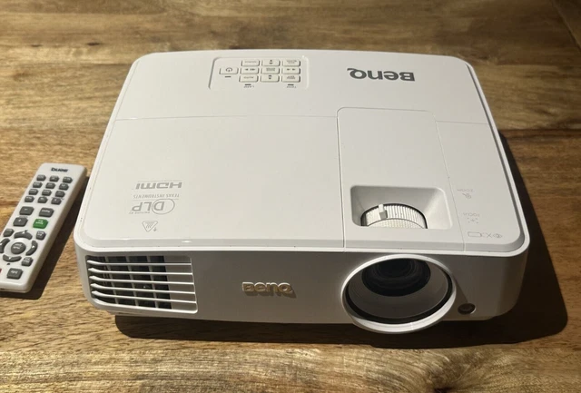 BENQ MX570 3,200 Lumen Home Cinema Projector HDMI VGA Used XGA Lamp 4:3 ...