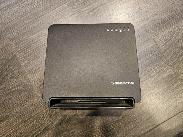 SAGEMCOM FAST 5260 Dual-Band Wireless Wi-Fi Router $14.95 - PicClick