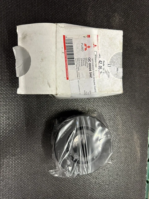 MITSUBISHI FUSO QC000454 Positive Crankcase Ventilation Filter Element ...