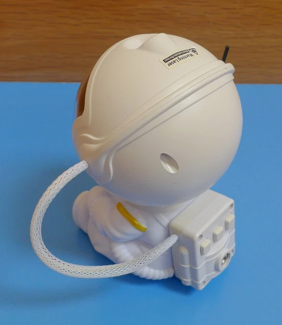 ASTRONAUT/SPACEMAN NEBULA LAMP Projector with Laser Option £5.99 ...
