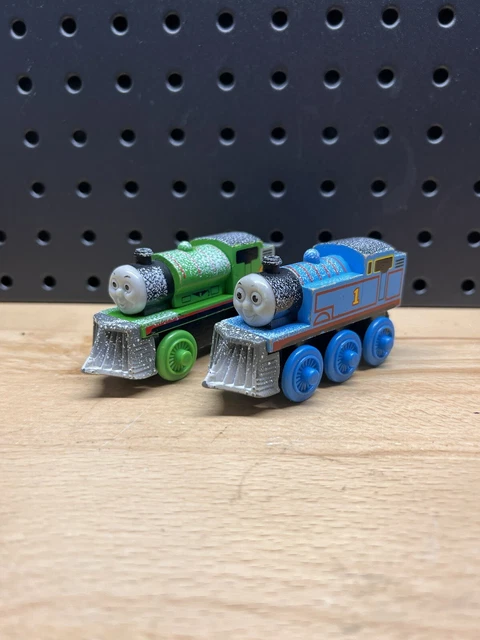 THOMAS & FRIENDS Wooden Train Thomas Percy Exclusive Plow Snow Covered ...