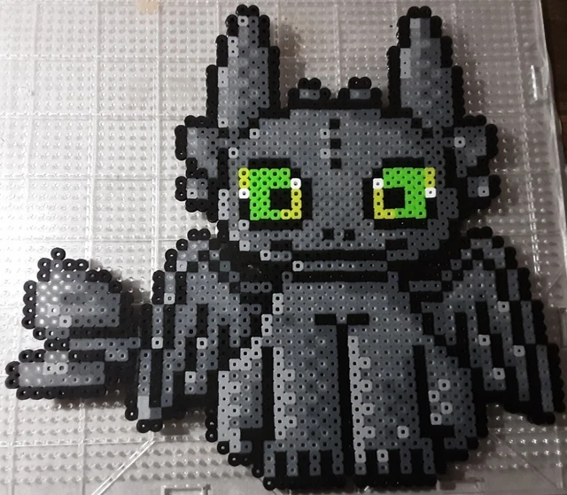 TOOTHLESS PERLER BEAD Pixel Art EUR 25,87 - PicClick FR