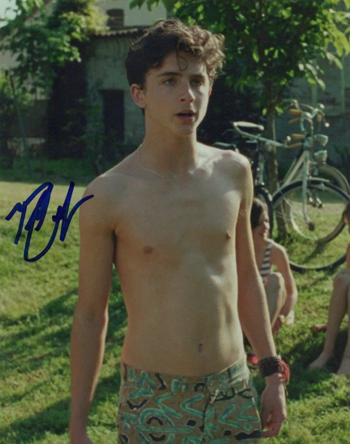 PHOTO TIMOTHEE CHALAMET torse nu signée 8x10 en personne EUR 91,14 ...