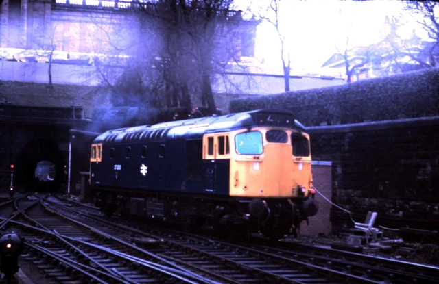 BRITISH RAILWAYS CLASS 27 Edinburgh Waverley 1976 - 35mm Photographic ...