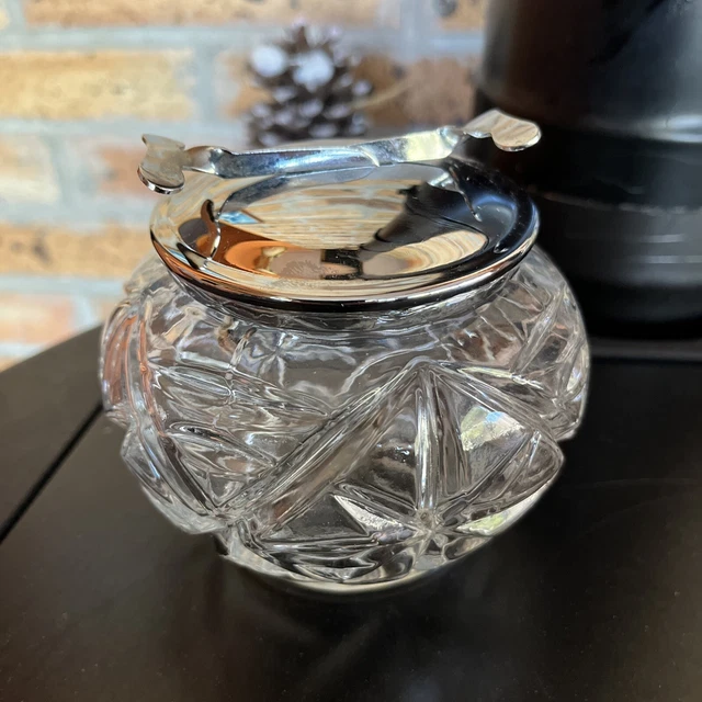 VINTAGE SUGAR MAKER Unstructured Glass with Sugar Clamp Built into Lid ...