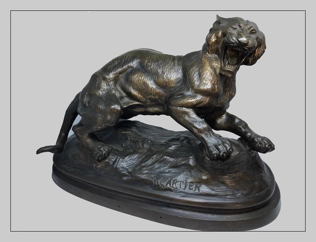 LIONNE EN BRONZE de Thomas Cartier, signée, 40cmx30cm, belle patine EUR ...
