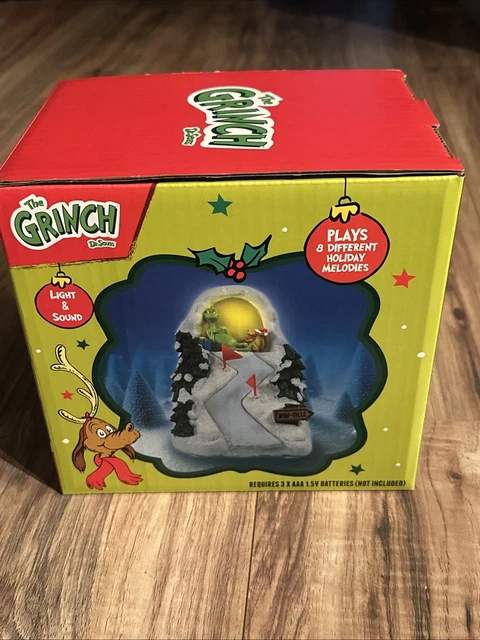 THE GRINCH CHRISTMAS Village GRINCH LAIR w/Grinch & Max LIGHT & SOUND ...