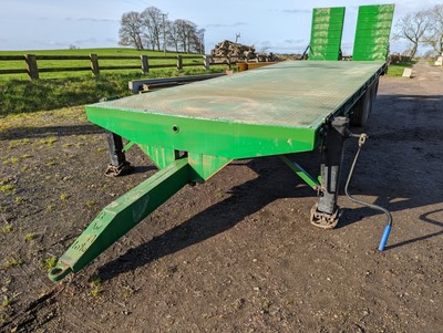 28FT X 8FT trailer - bale carrier, loading ramp with landing legs. £ ...