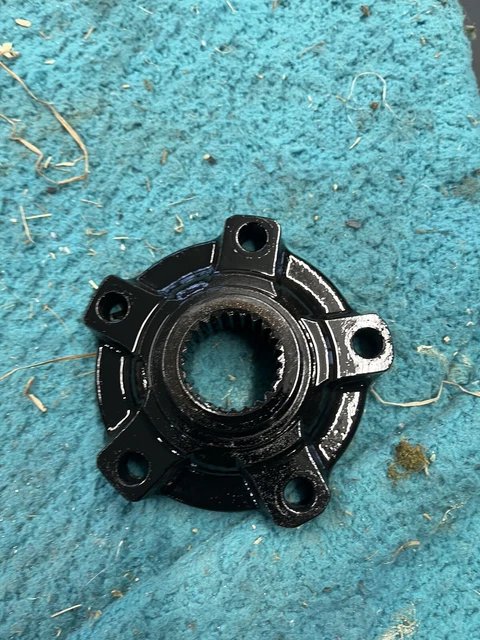 LAND ROVER DEFENDER 24 Spline Drive Flange - RUC105200 £15.00 - PicClick UK