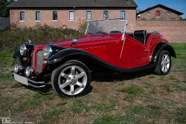 1979 PILGRIM BULLDOG 1.8 Roadster 2+2 [Kit Car] m. Morris Marina ...