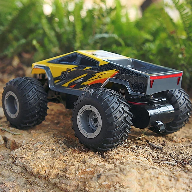 1:24 2.4G 4WD RC Cyber Pickup Truck 4x4 Off Road Vehicle Rock Crawler ...
