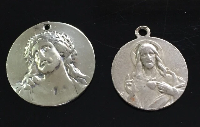 RELIGIOUS MEMORABILIA JESUS and Virgin Mary Holy Medals EUR 41,25 ...