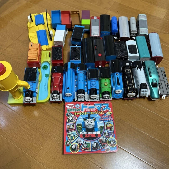 THOMAS FRIENDS FIGURE Books Capsule Plarail Character Collection ...