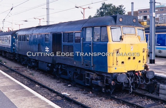 ORIGINAL RAILWAY SLIDE: Class 31 Diesel 31101 at Norwich 1990 D-1756 £3 ...