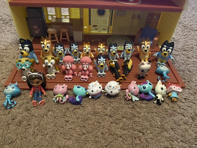 BLUEY HOUSE WITH Bluey + Hey Gabby Dollhouse Figures Collection Only ...