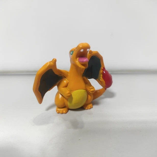 VINTAGE CHARIZARD POKEMON Full Color Stadium Figure - Gashapon Pencil ...