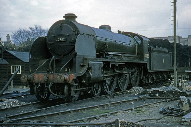 PU2598 - HAMPSHIRE - Engine No.30782, at Bournemouth Shed - print 6x4 £ ...