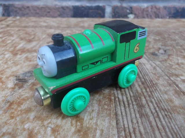 THOMAS TANK & Friends Wooden Train -Talking Railway - RFID - GOLD ...