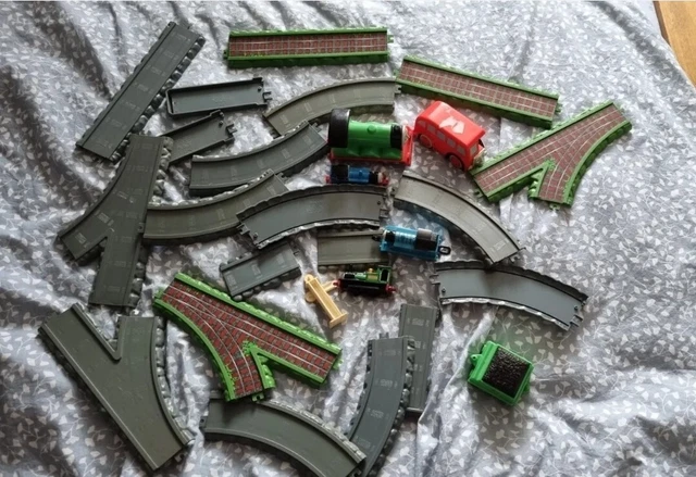 VINTAGE 90S Y2K ERTL Thomas The Tank Engine & Friends Tracks bundle ...