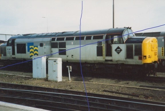 DIESEL TRAIN PHOTO Class 37 Loco Railway Photograph 37667 Picture At ...